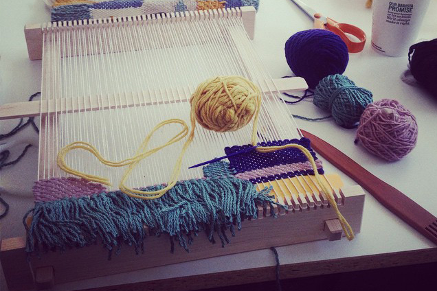 Mini Loom Weaving [Class in NYC] @ Brooklyn Craft Company | CourseHorse