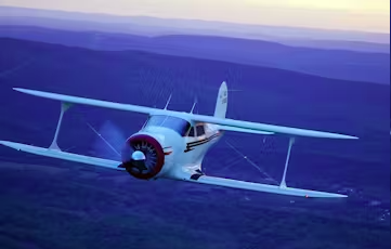Parade of 60 Vintage General Aviation Airplanes Over the National Mall ...
